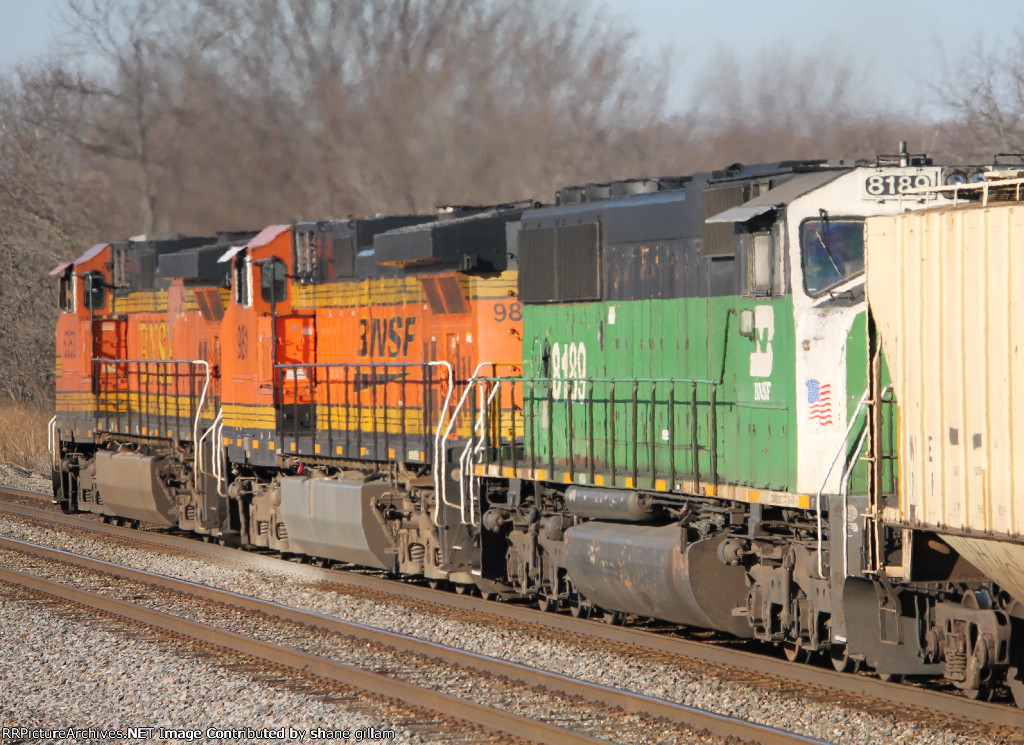 BNSF 8189 roster shot.
